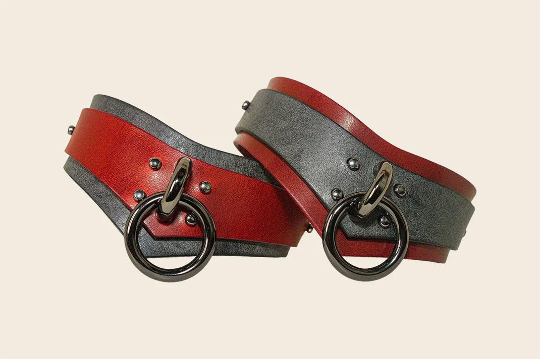 SHOP BDSM COLLARS AND CUFFS | NEON COYOTES – Neon Coyotes